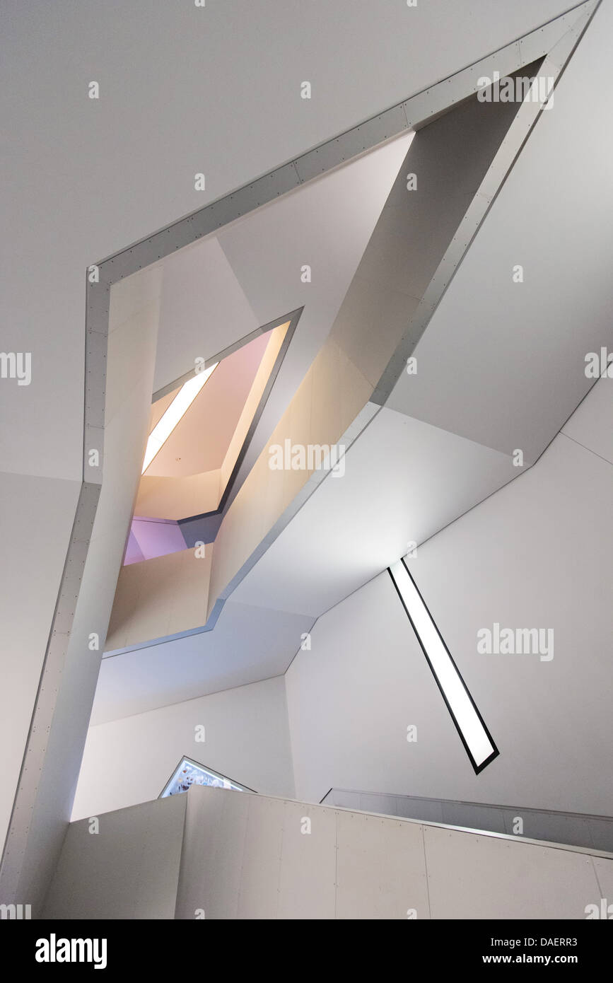 Royal Ontario Museum of world culture and natural history based in ...