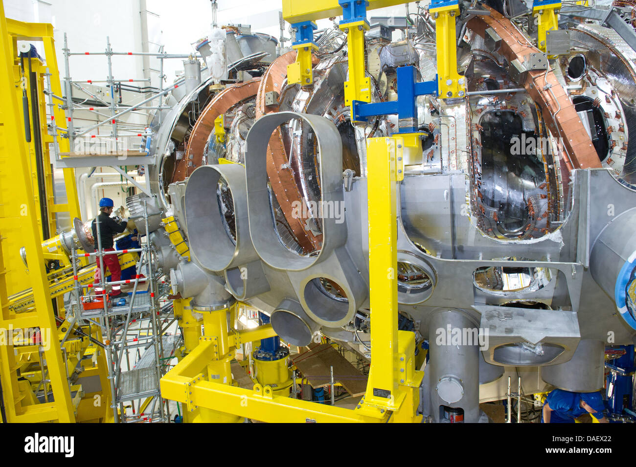 Experimental fusion reactor hi-res stock photography and images - Alamy