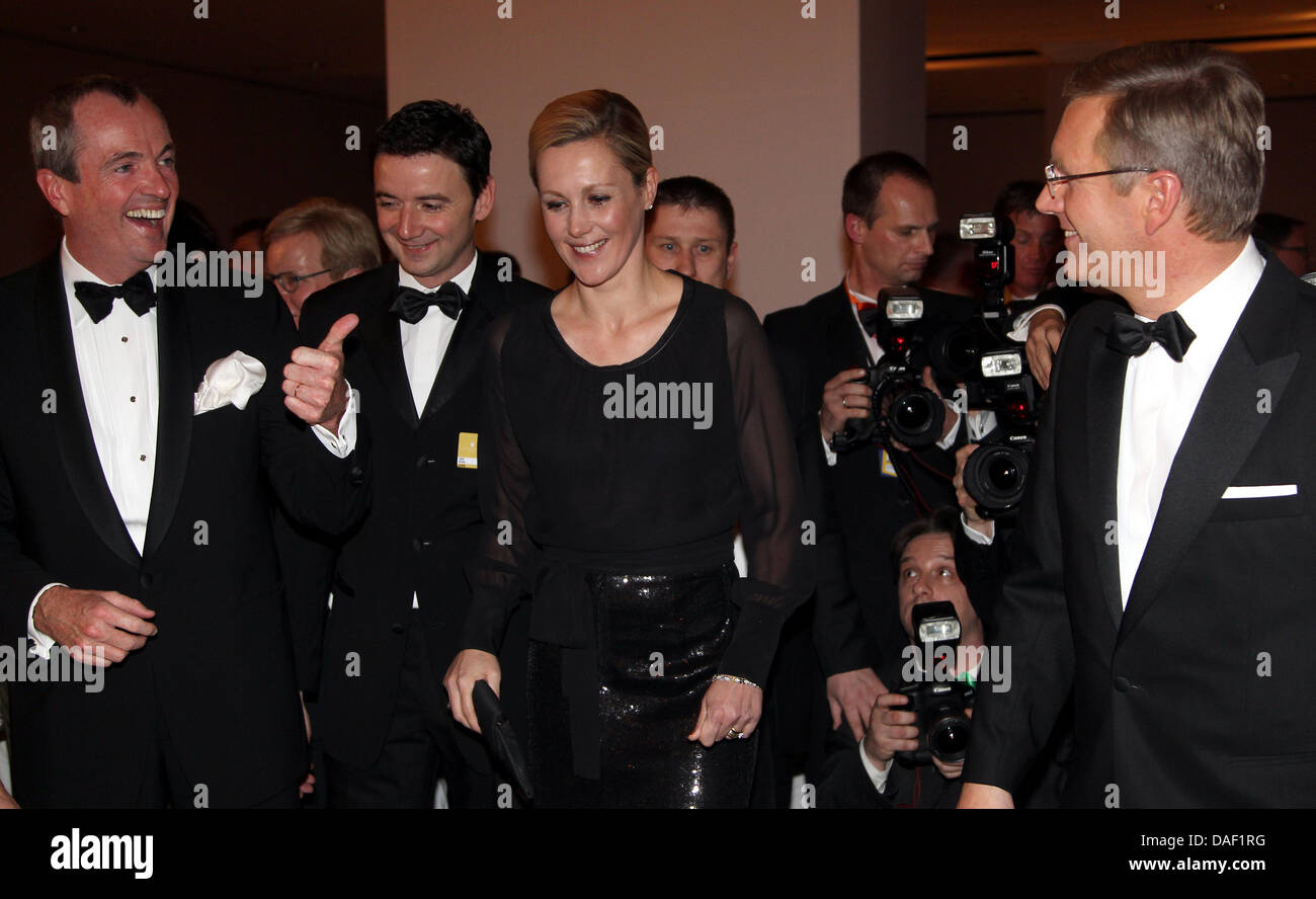 German President Christian Wulff (R, CDU) and his wife Bettina (2nd R ...