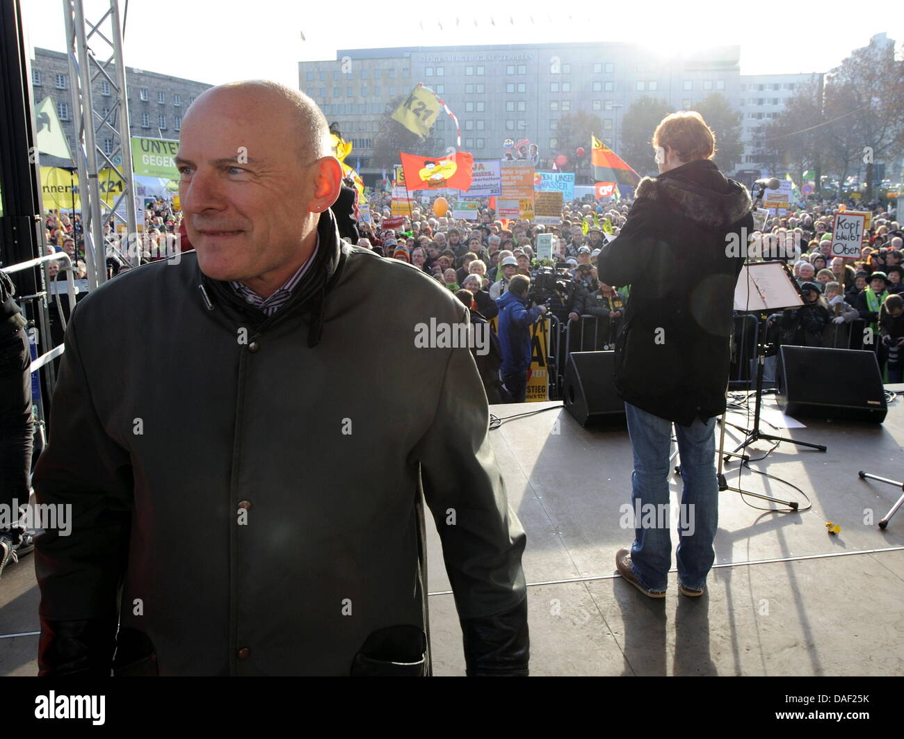 The Minister of Transport of the state of Baden-Wuerttemberg, Winfried ...
