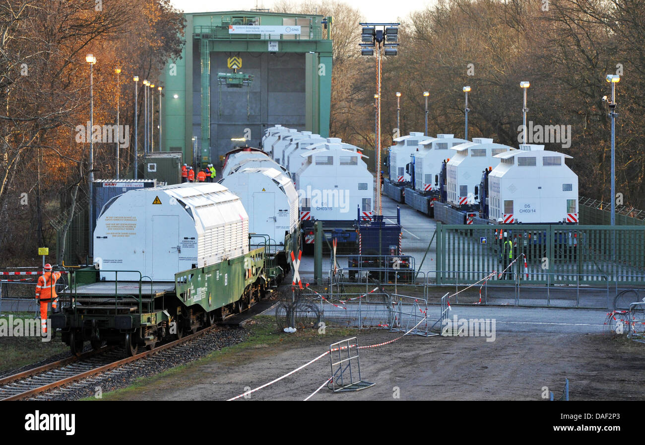 The train with the castor containers arrives at the station in ...