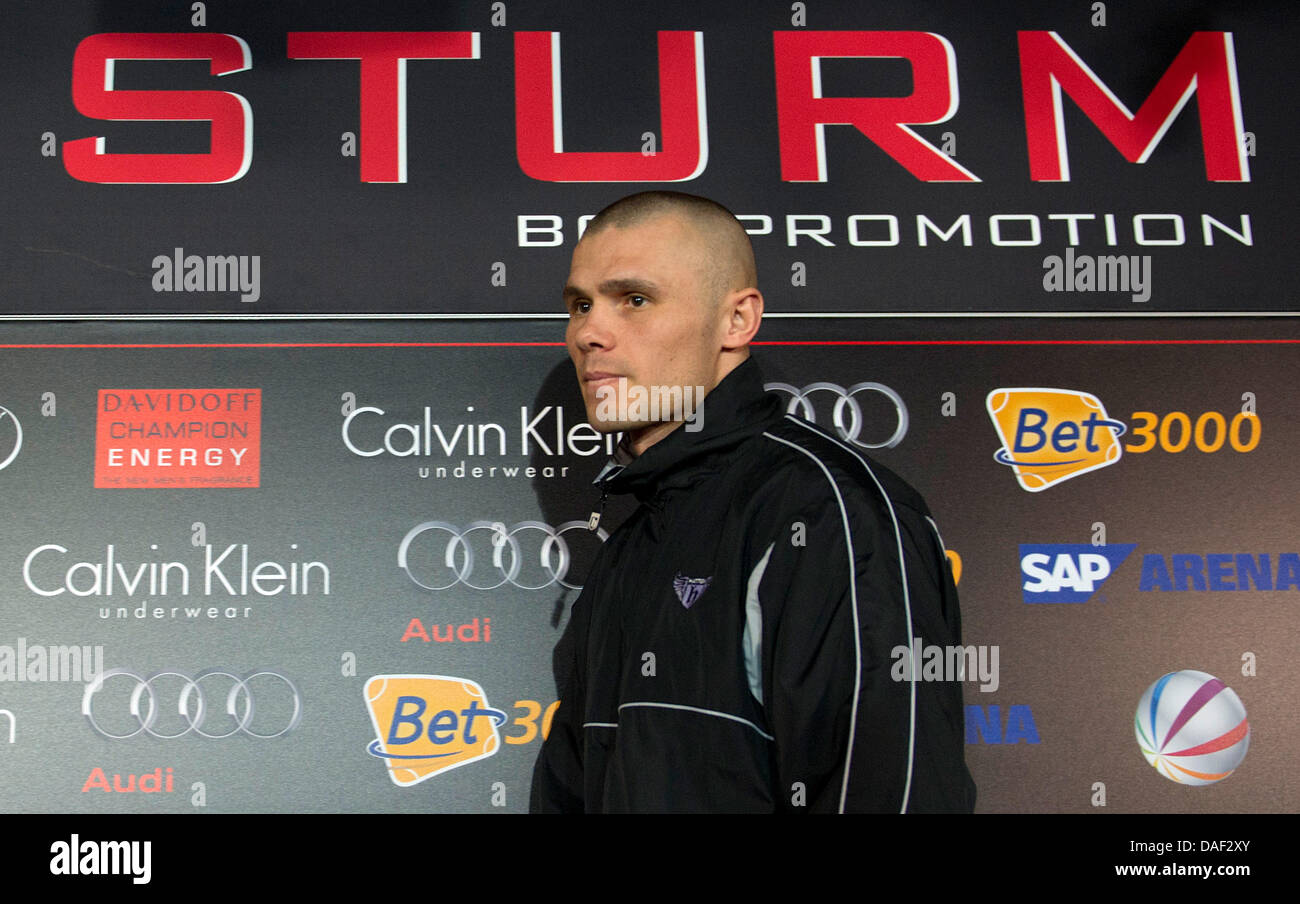 The British boxing professional Martin Murray arrives to a press ...