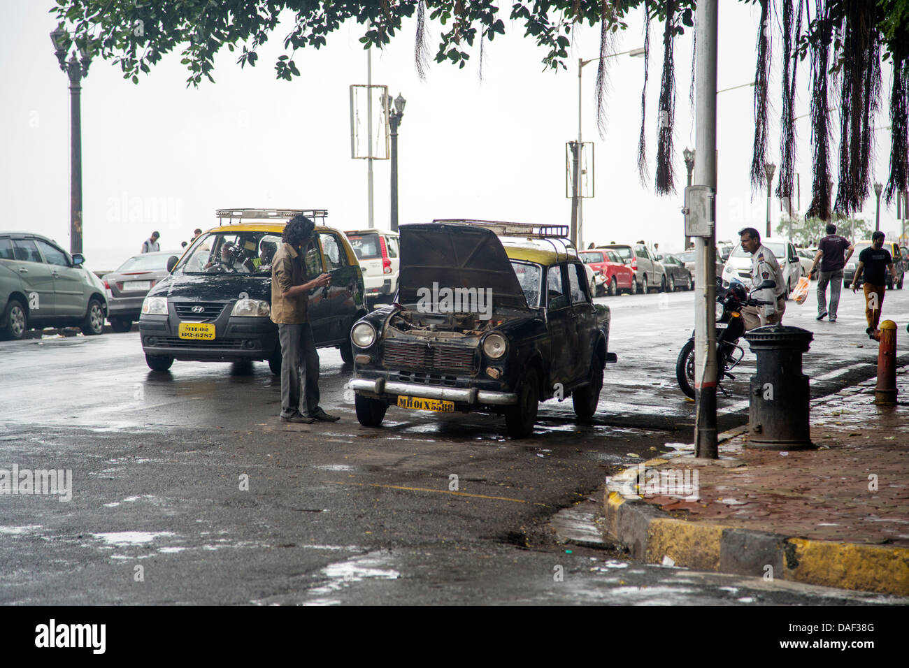 Broken down taxi hi-res stock photography and images - Alamy