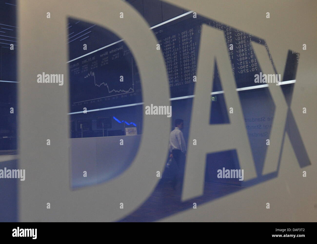 The DAX curve is reflected in the DAX logo on the trading floor of the ...
