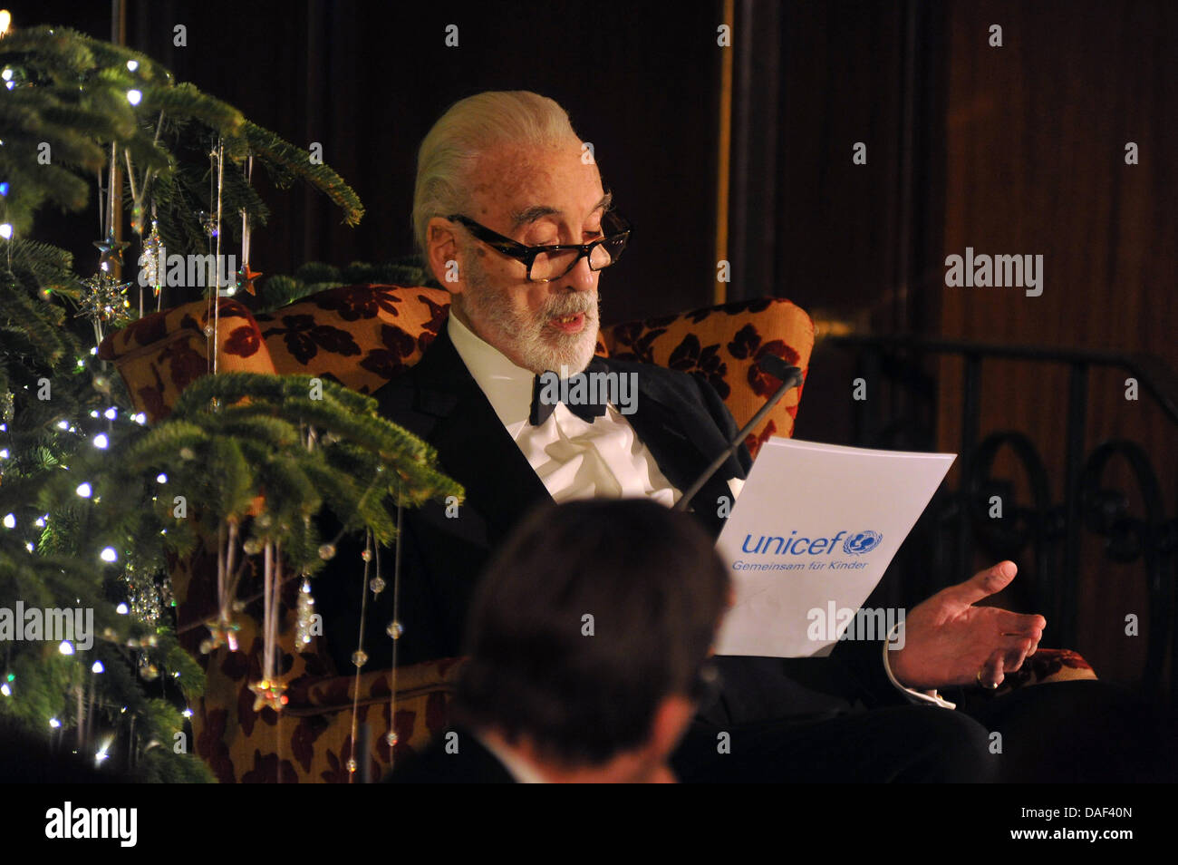 The British actor Christopher Lee reads during the UNICEF gala ...