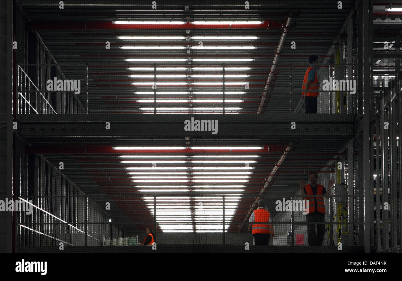 Employeess hi-res stock photography and images - Alamy