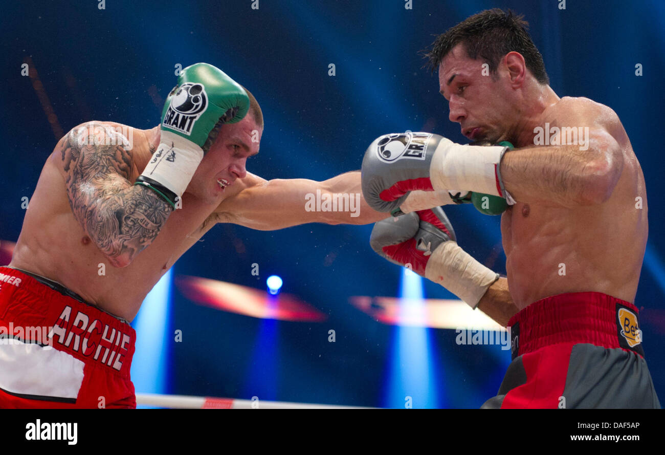 WBA middleweight Super champion Felix Sturm (R) fights his British ...