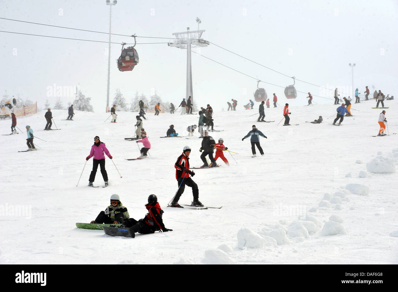 Hit the slope hi-res stock photography and images - Alamy