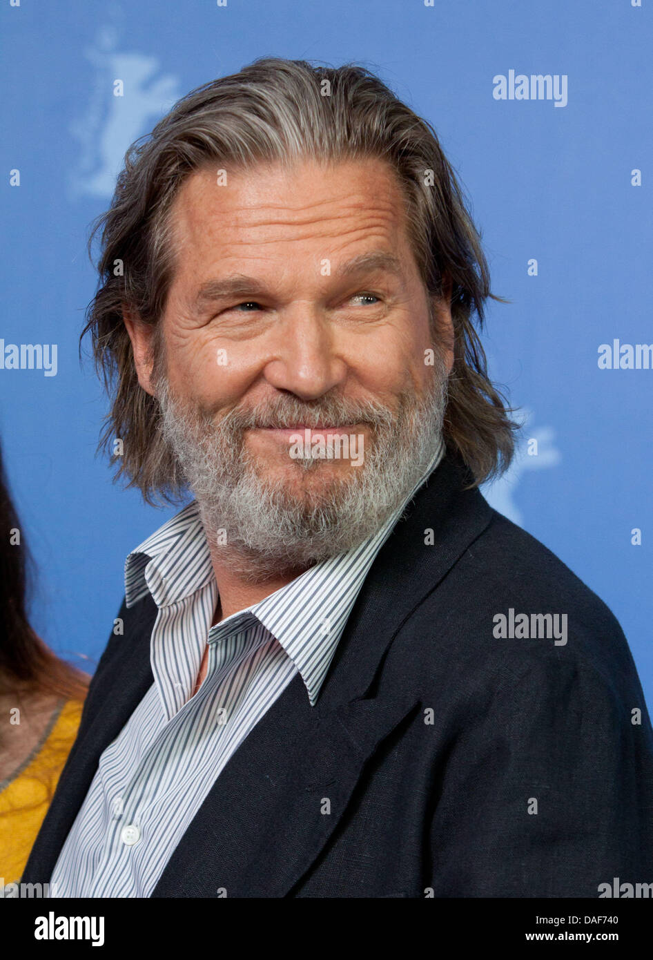 Actor Jeff Bridges poses during the photocall of "True Grit" at the ...