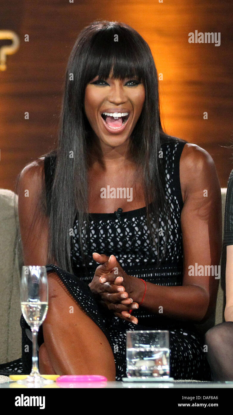British Supermodel Naomi Campbell On Stage During Live Broadcast Of