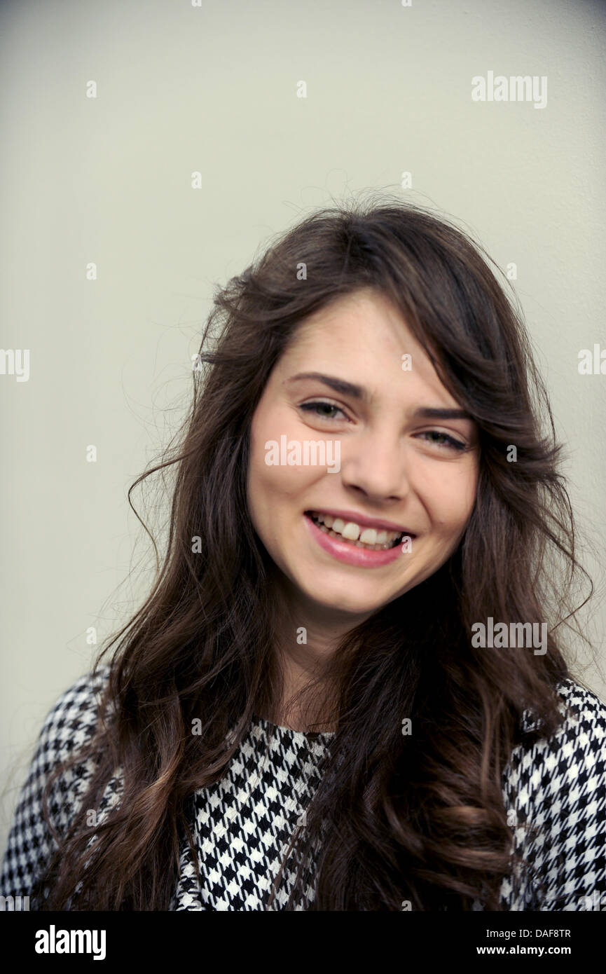 Macedonian actress natasha petrovic poses hi-res stock photography and ... Macedonian actress natasha petrovic poses hi-res stock photography and ...