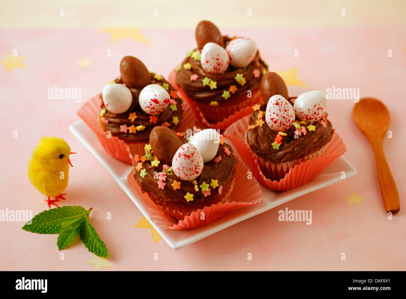 Easter cupcakes. Recipe available Stock Photo - Alamy