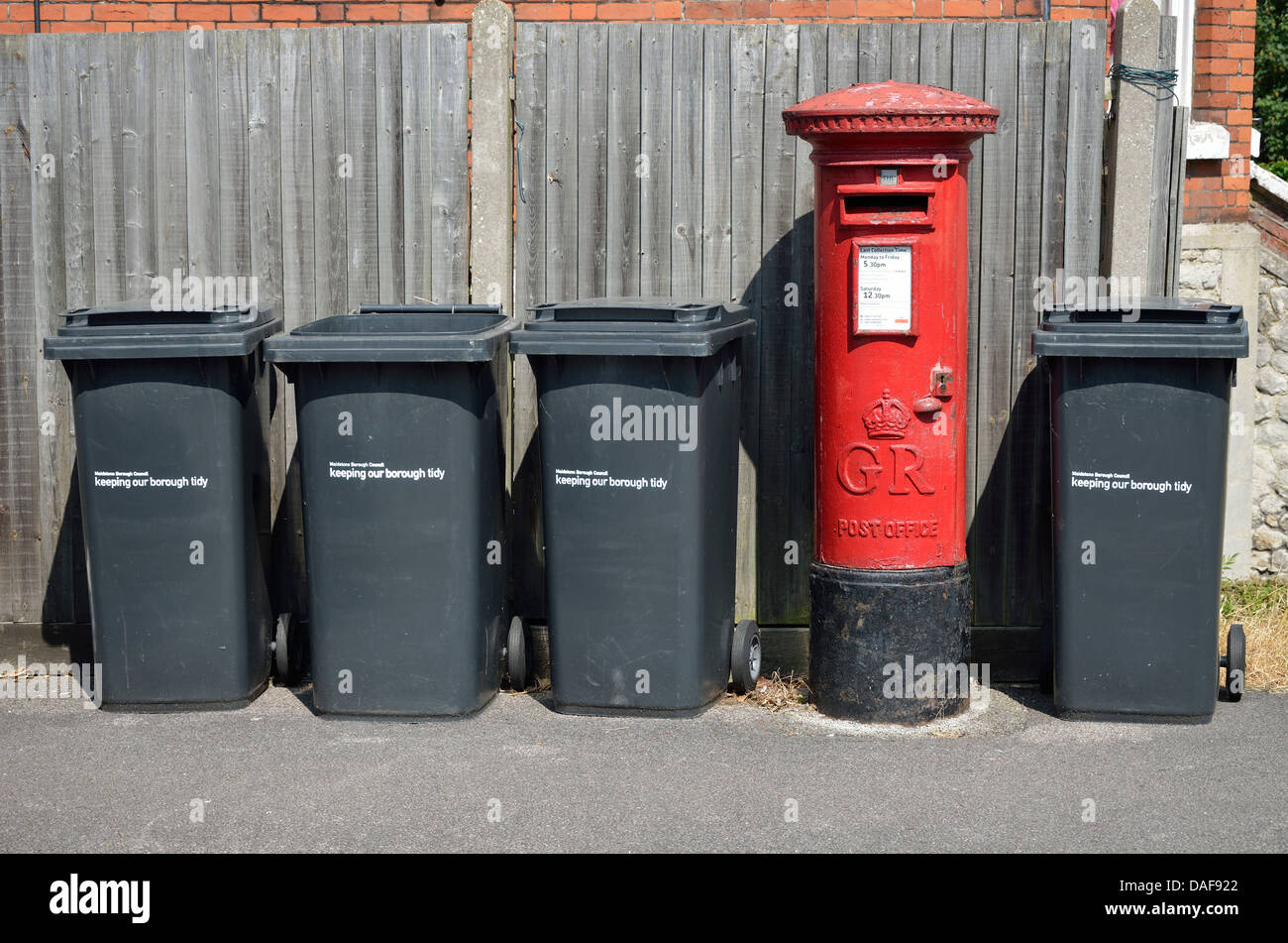 Household rubbish bins hi-res stock photography and images - Alamy