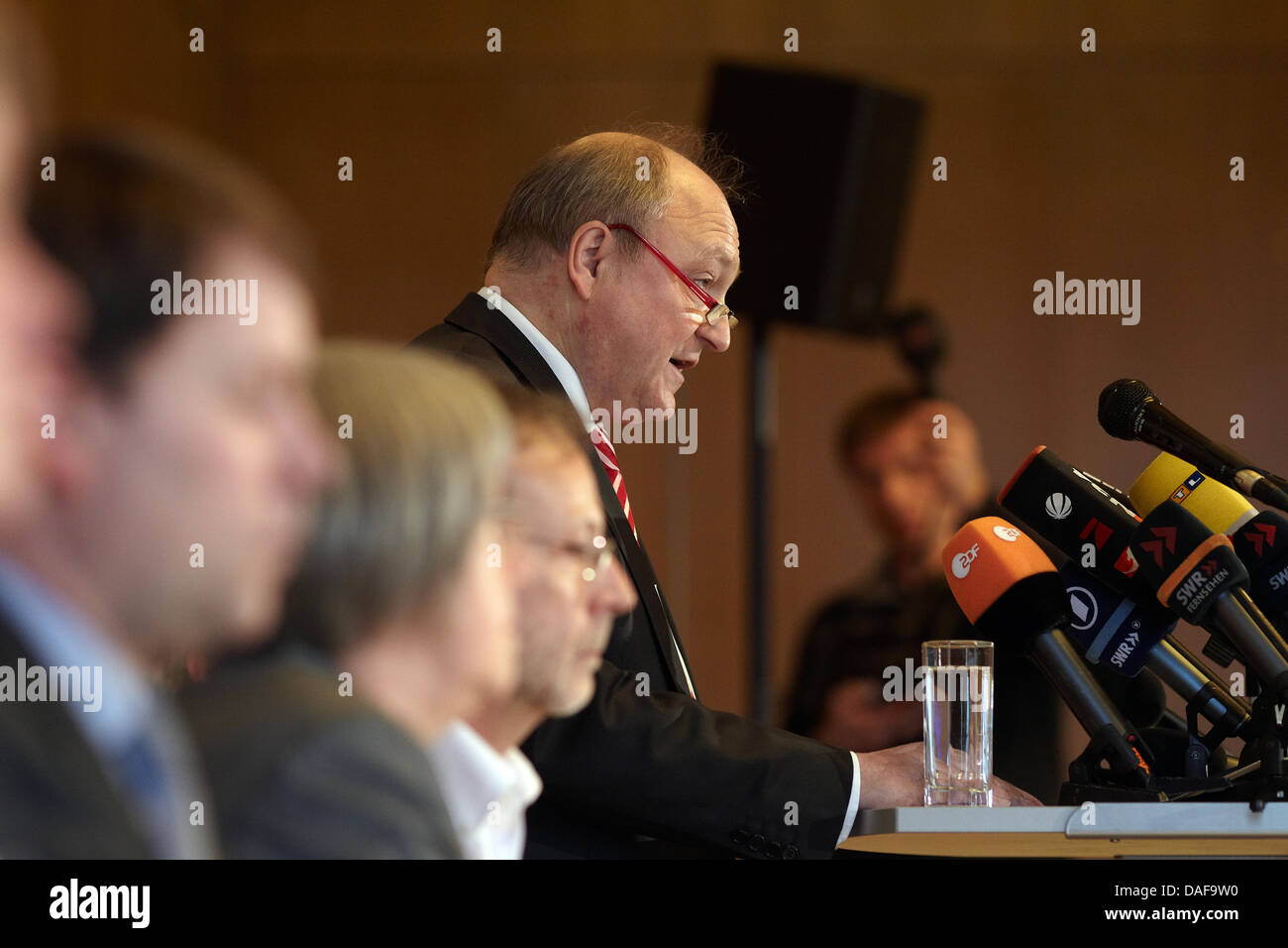 Michael Lieber (M), district administrator of Altenkirchen, reads a ...
