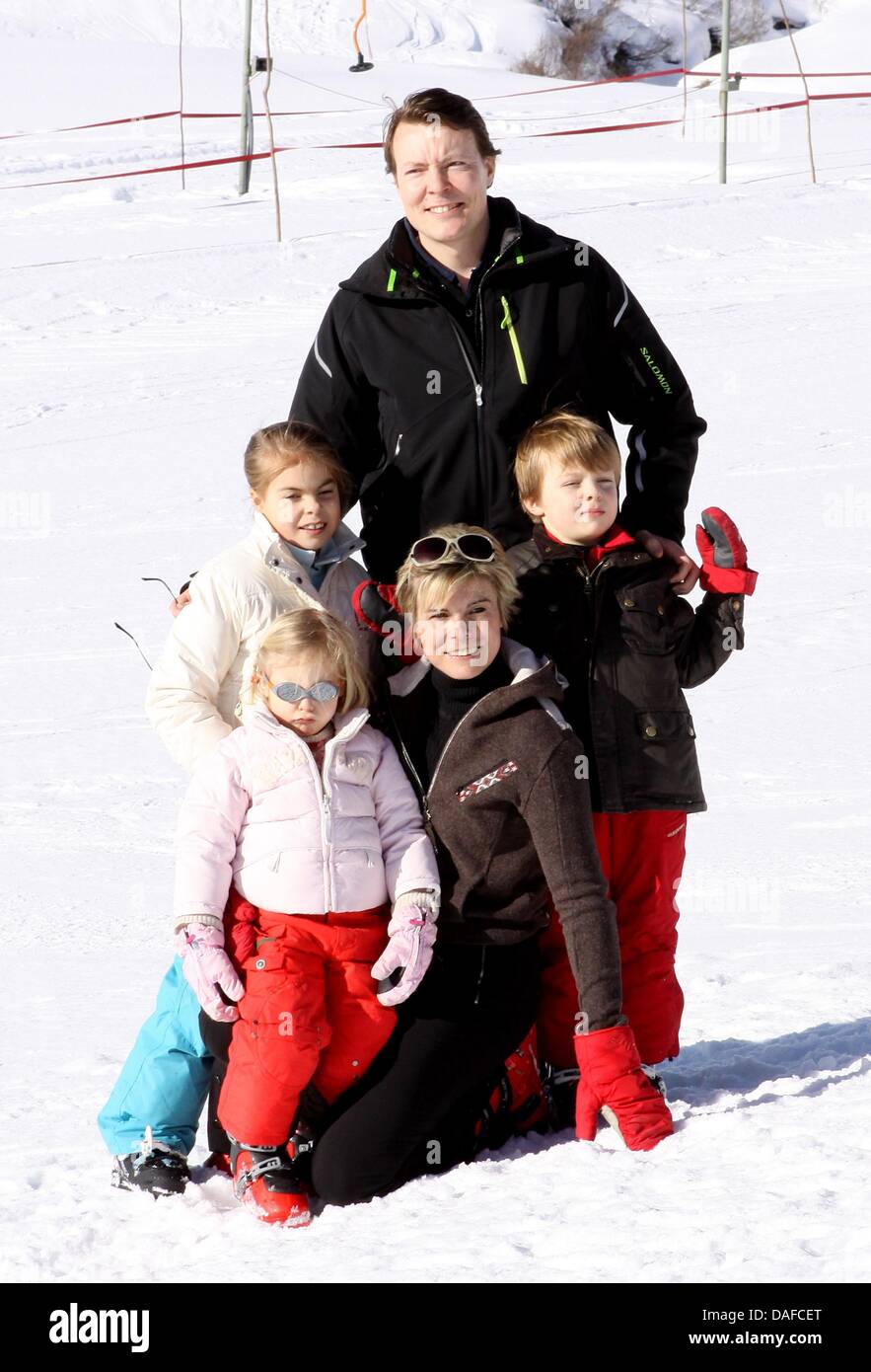 Prince Constantijn, Princess Laurentien and their children Countess ...