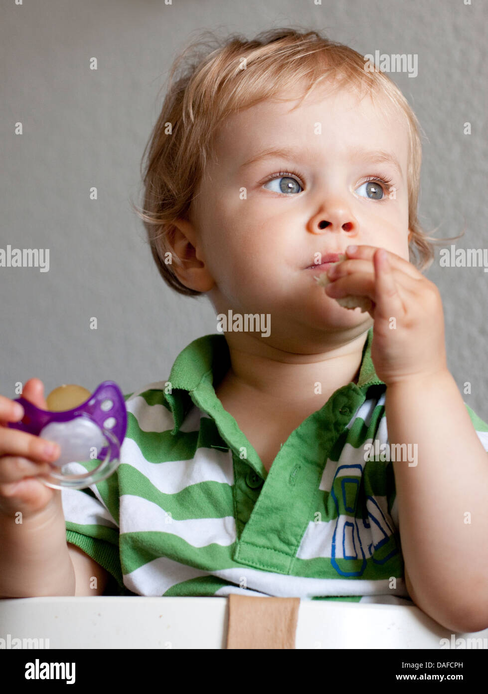 Girl with pacifier hi-res stock photography and images - Alamy