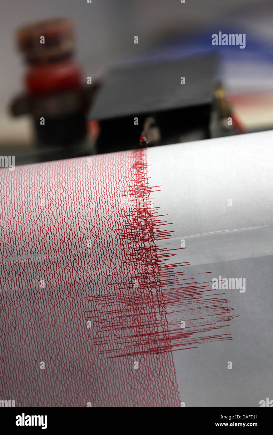 A seismograph lines out an earthquake in Bergisch-Gladbach, Germany, 14 ...
