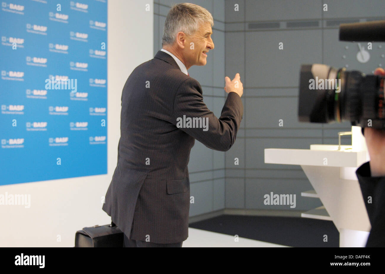 BASF CEO Juergen Hambrecht delivers the chemical group's balance press ...