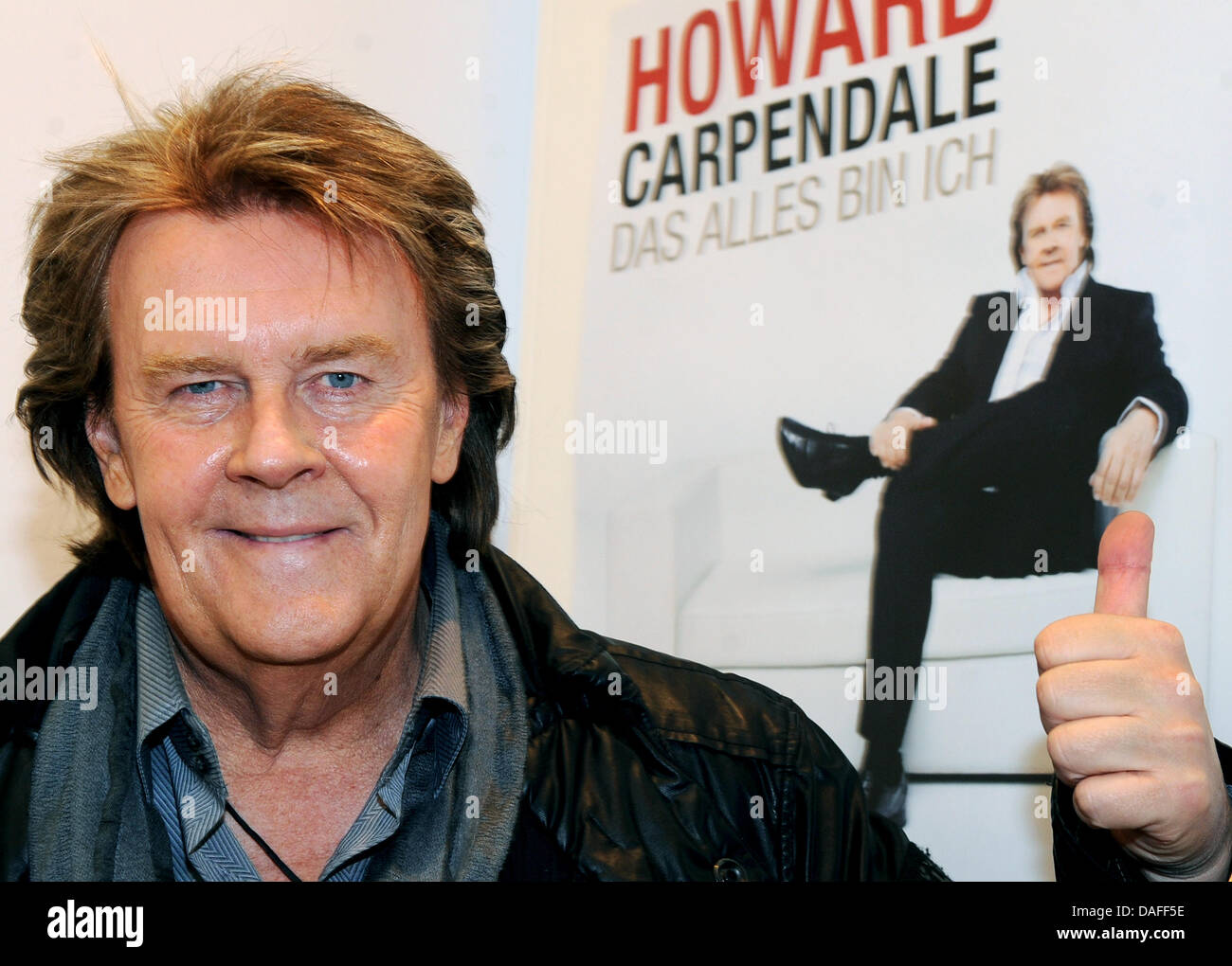 South African singer Howard Carpendale poses as he presents his new ...