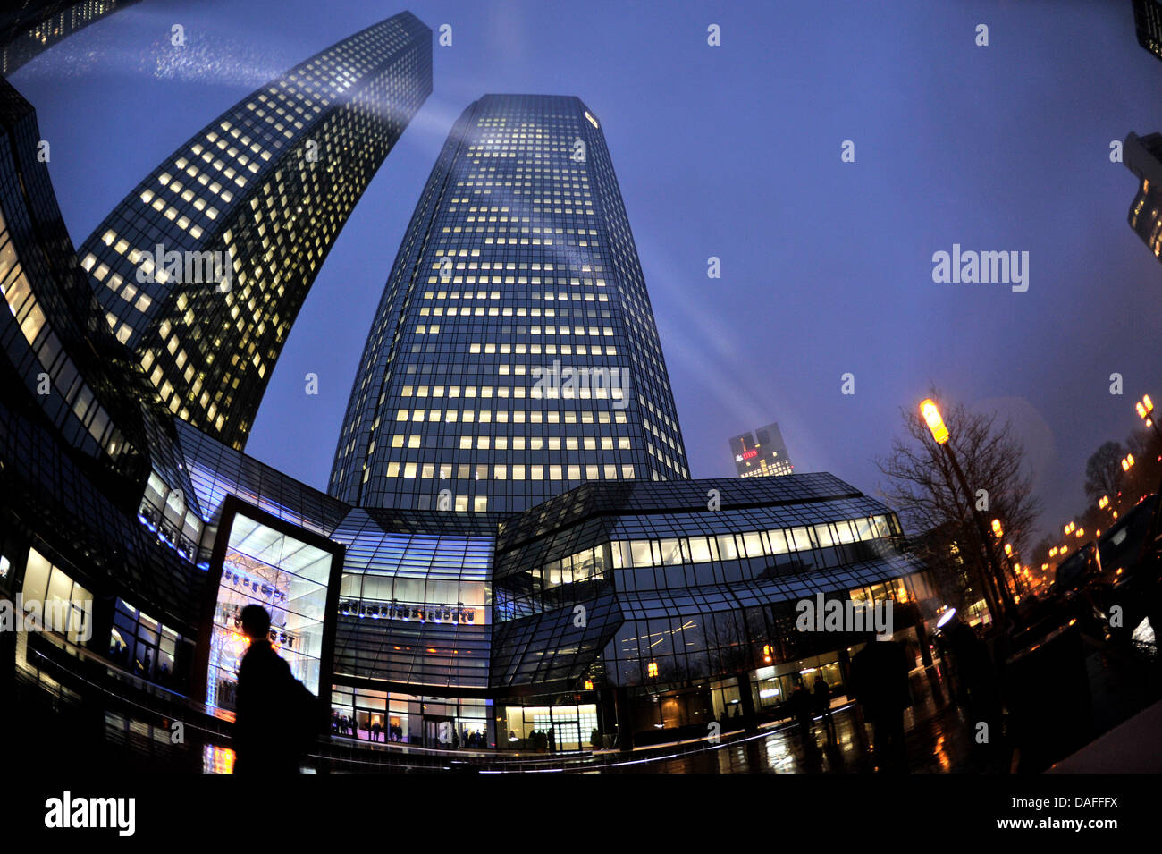The newly designed entrance to the Deutsche Bank headquarters in ...
