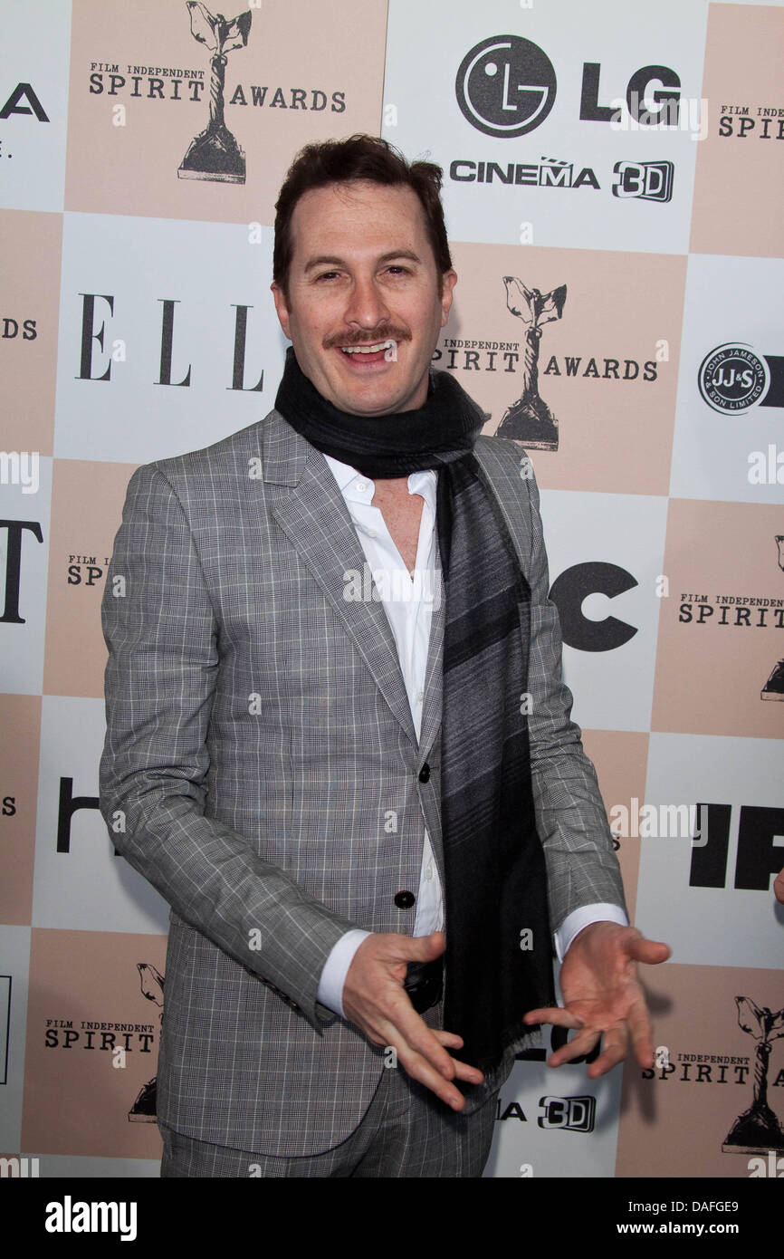 Director Darren Aronofsky arrives at the 26th Annual Spirit Awards in a ...