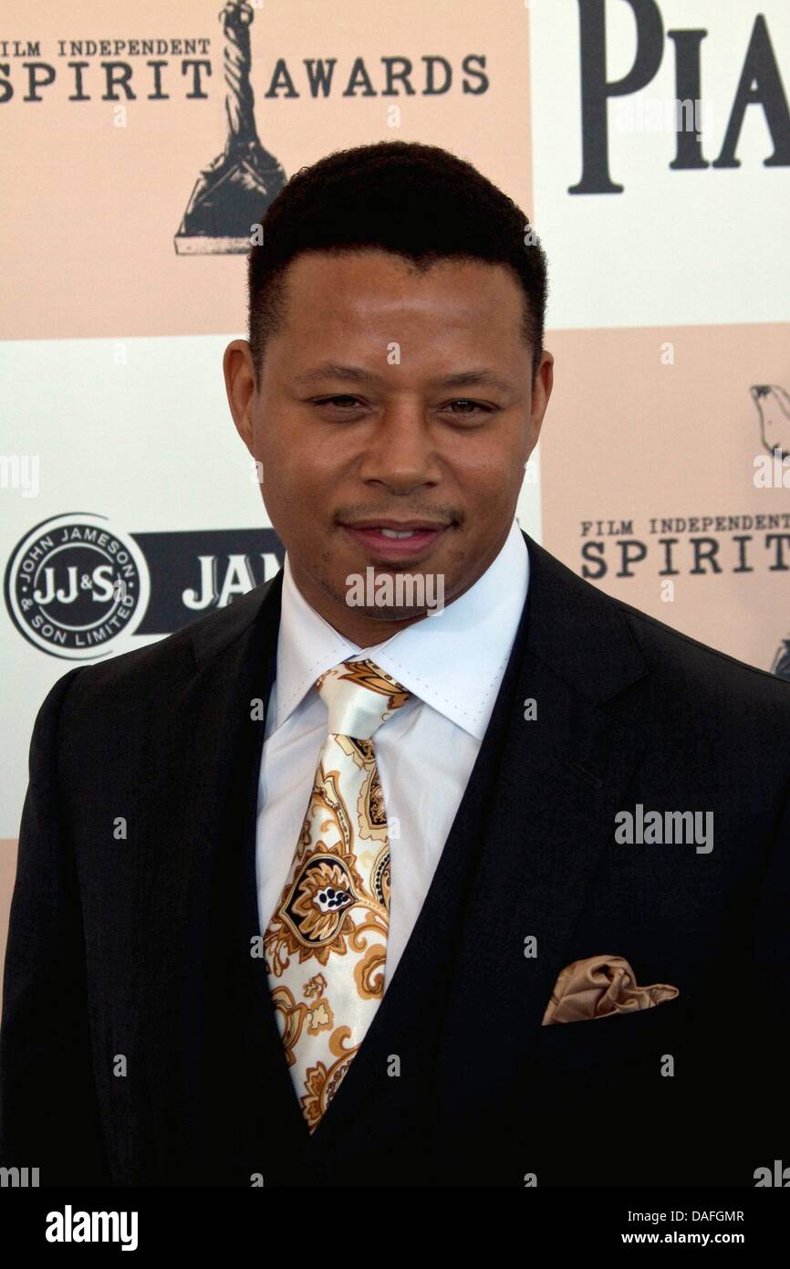 Actor Terrence Howard arrives at the 26th Annual Spirit Awards in a ...