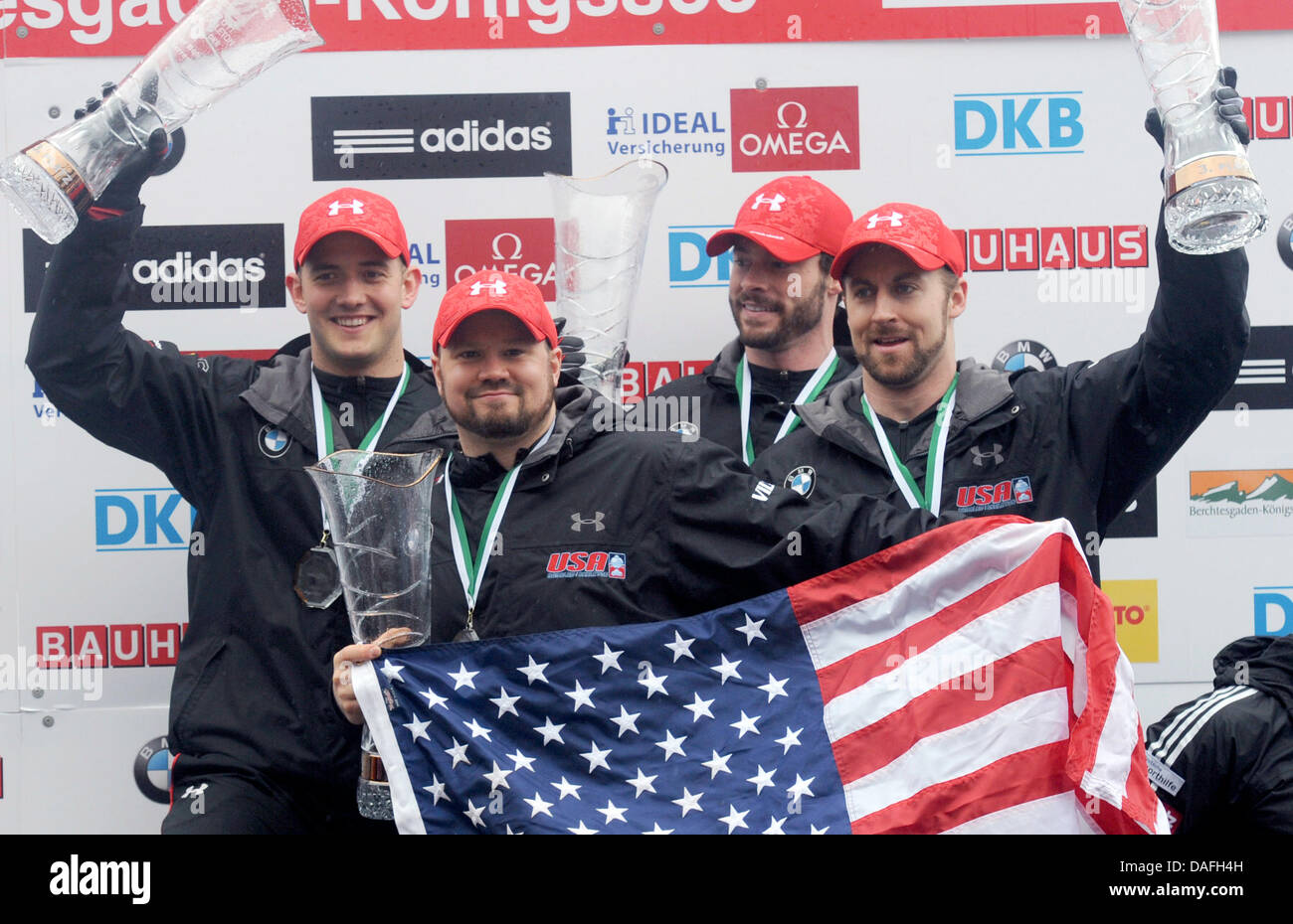 The American bob pilot Steven Holcomb (2-l) and pushers Justin Olsen (l ...