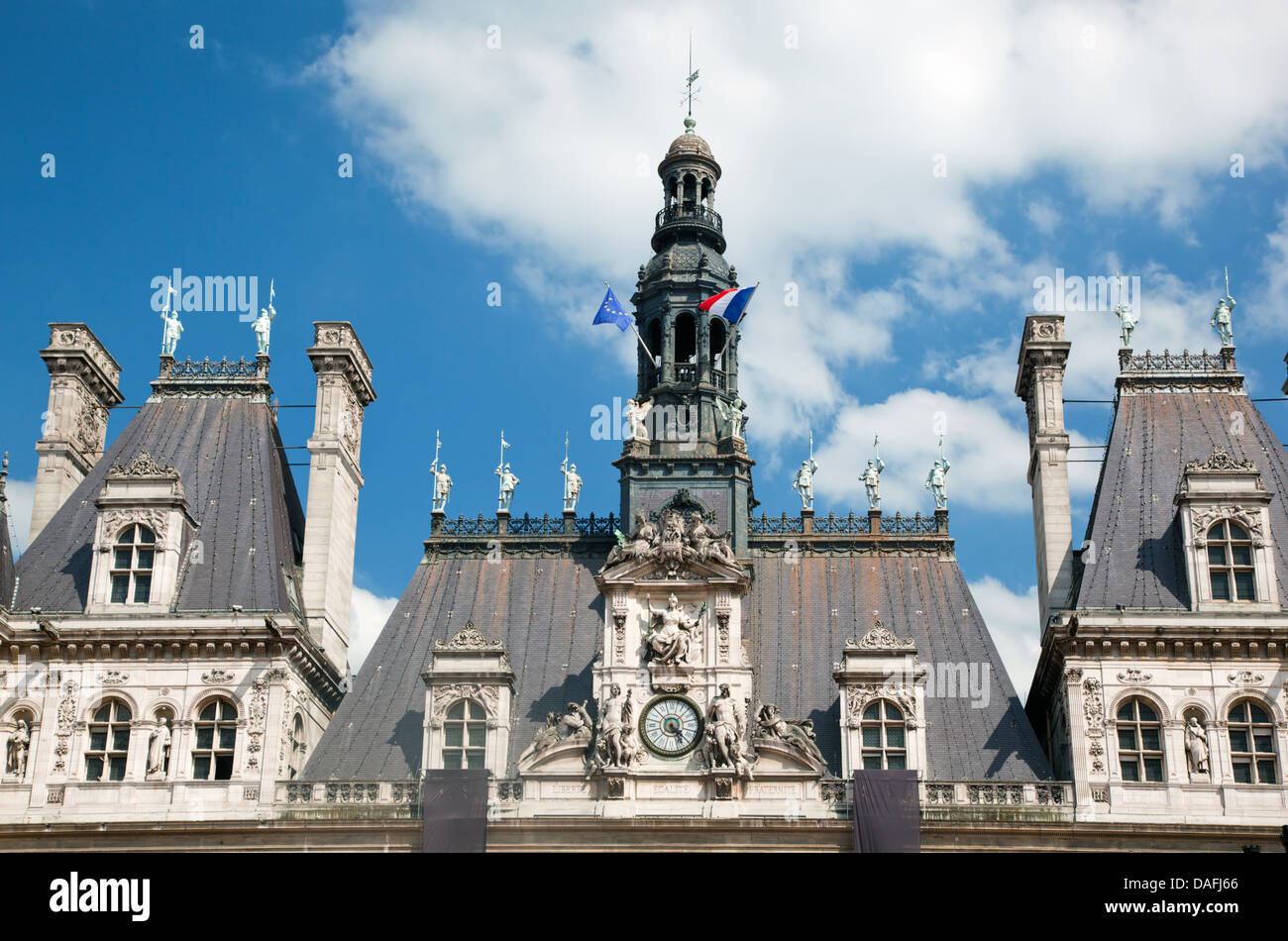 The Hotel de Ville, Paris, France. Houses City of Paris's ...