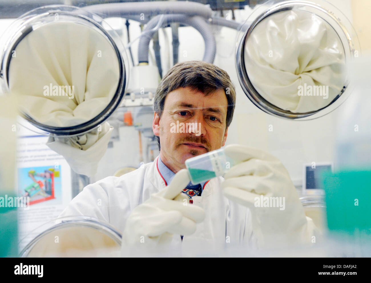 Klaus Mayer, head of nuclear forensics at the Institute for ...