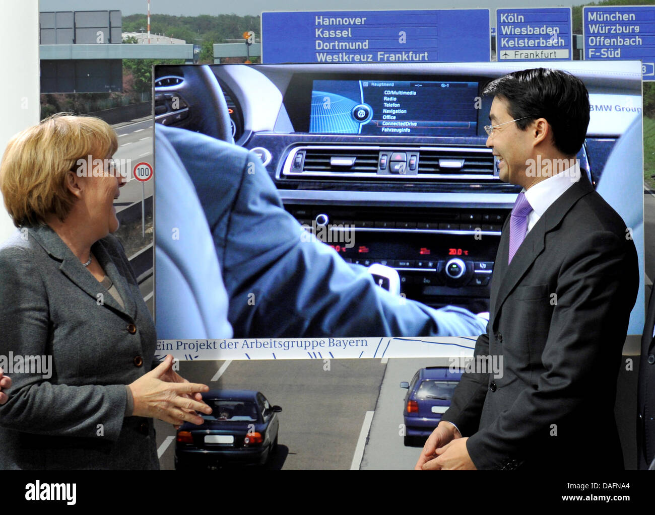 Laughing german chancellor angela merkel hi-res stock photography and ...
