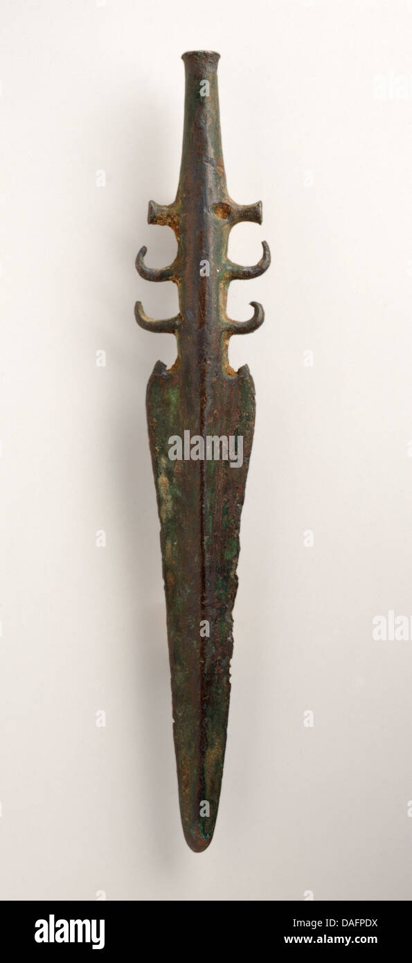 Harpoon head hi-res stock photography and images - Alamy