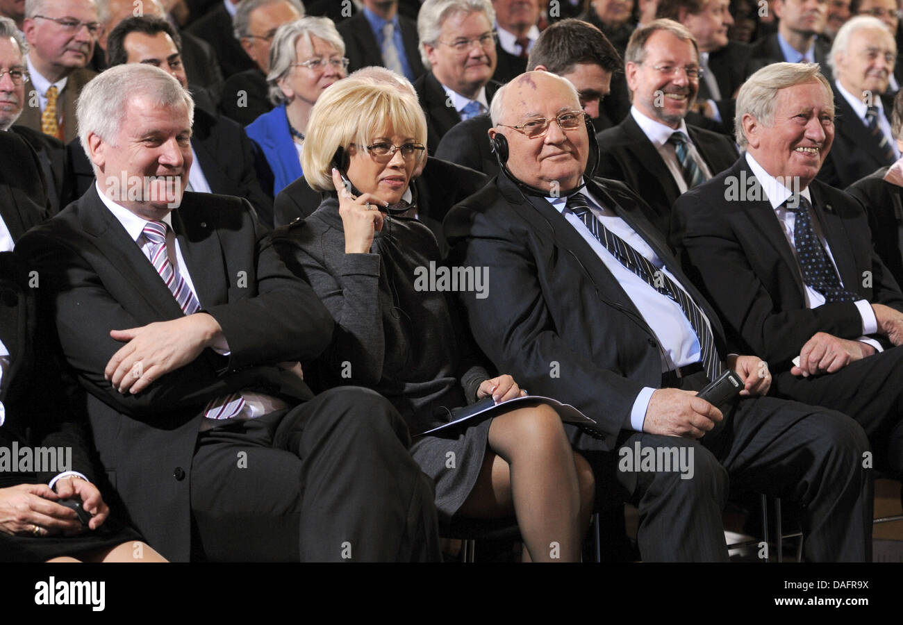 Daughter mikhail gorbachev irina virganskaya hi-res stock photography ...
