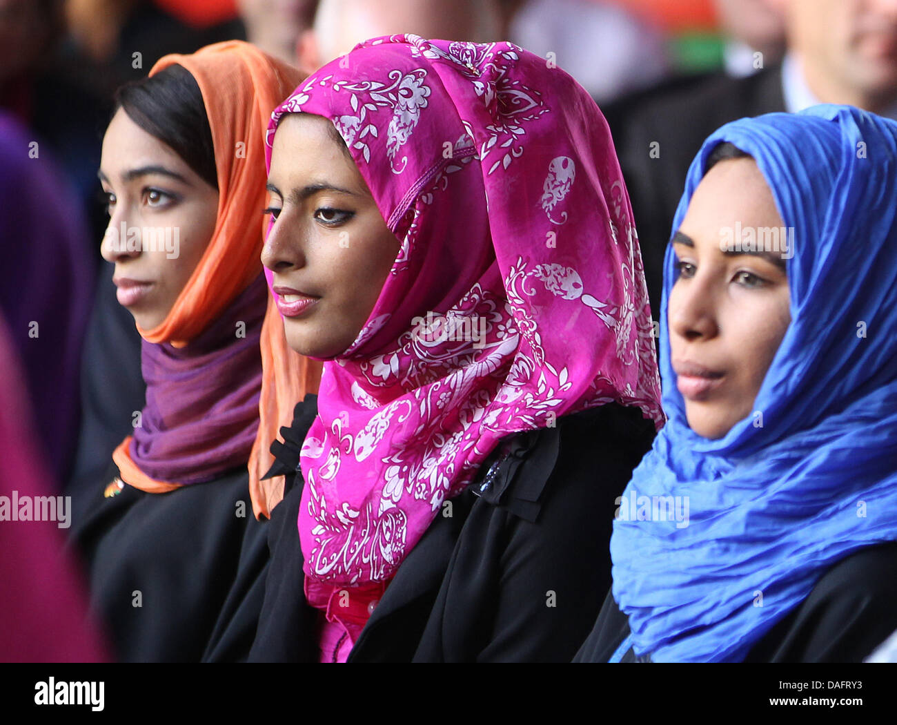 Muscat oman students hi-res stock photography and images - Alamy