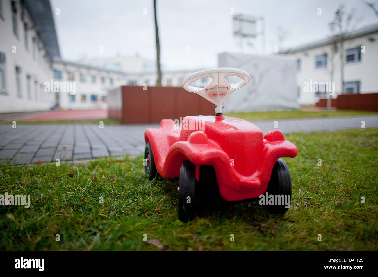 Initial reception center hi-res stock photography and images - Alamy