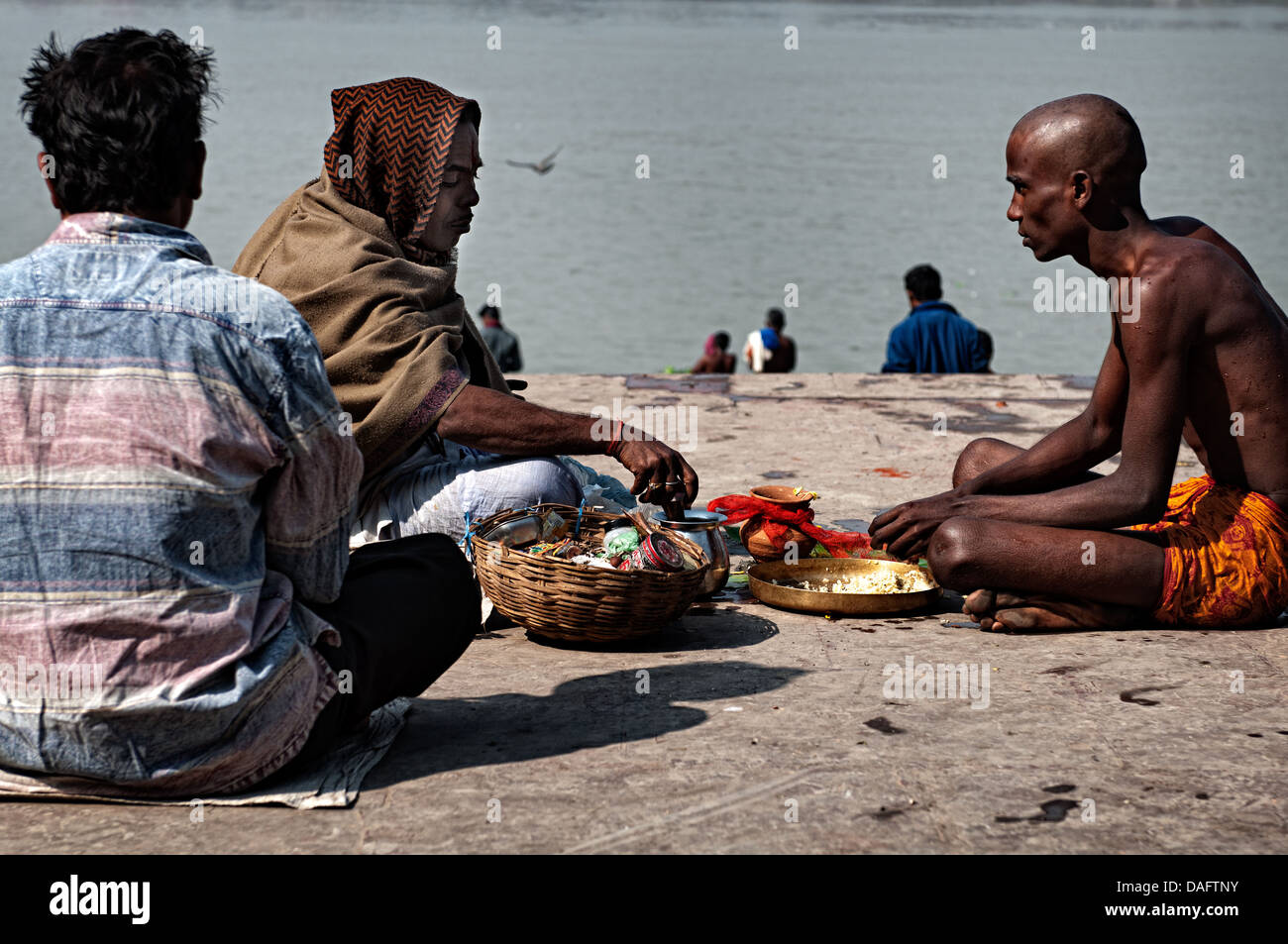 Brahmin puja hi-res stock photography and images - Alamy
