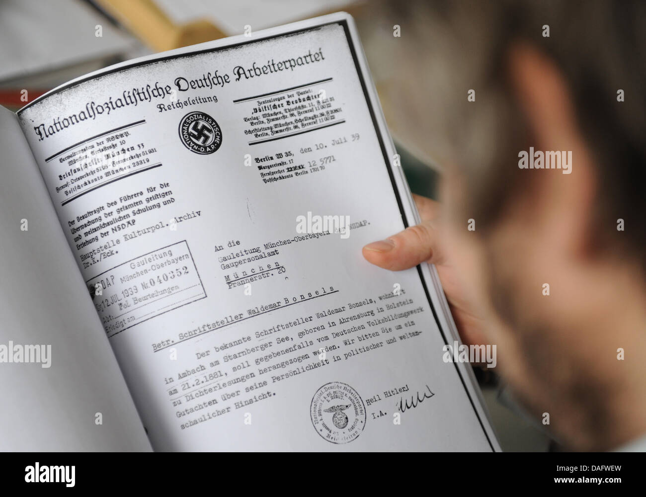 Nazi party document hi-res stock photography and images - Alamy