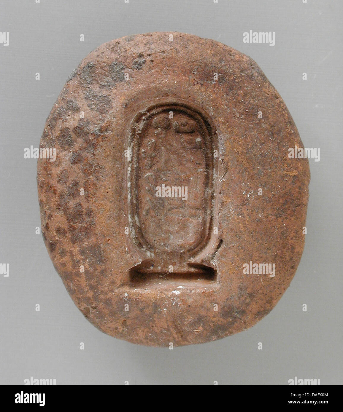 Ancient egyptian royal symbols hi-res stock photography and images - Alamy