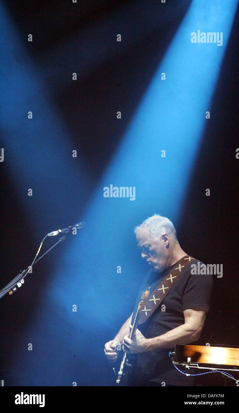 The singer pink munich hi-res stock photography and images - Alamy