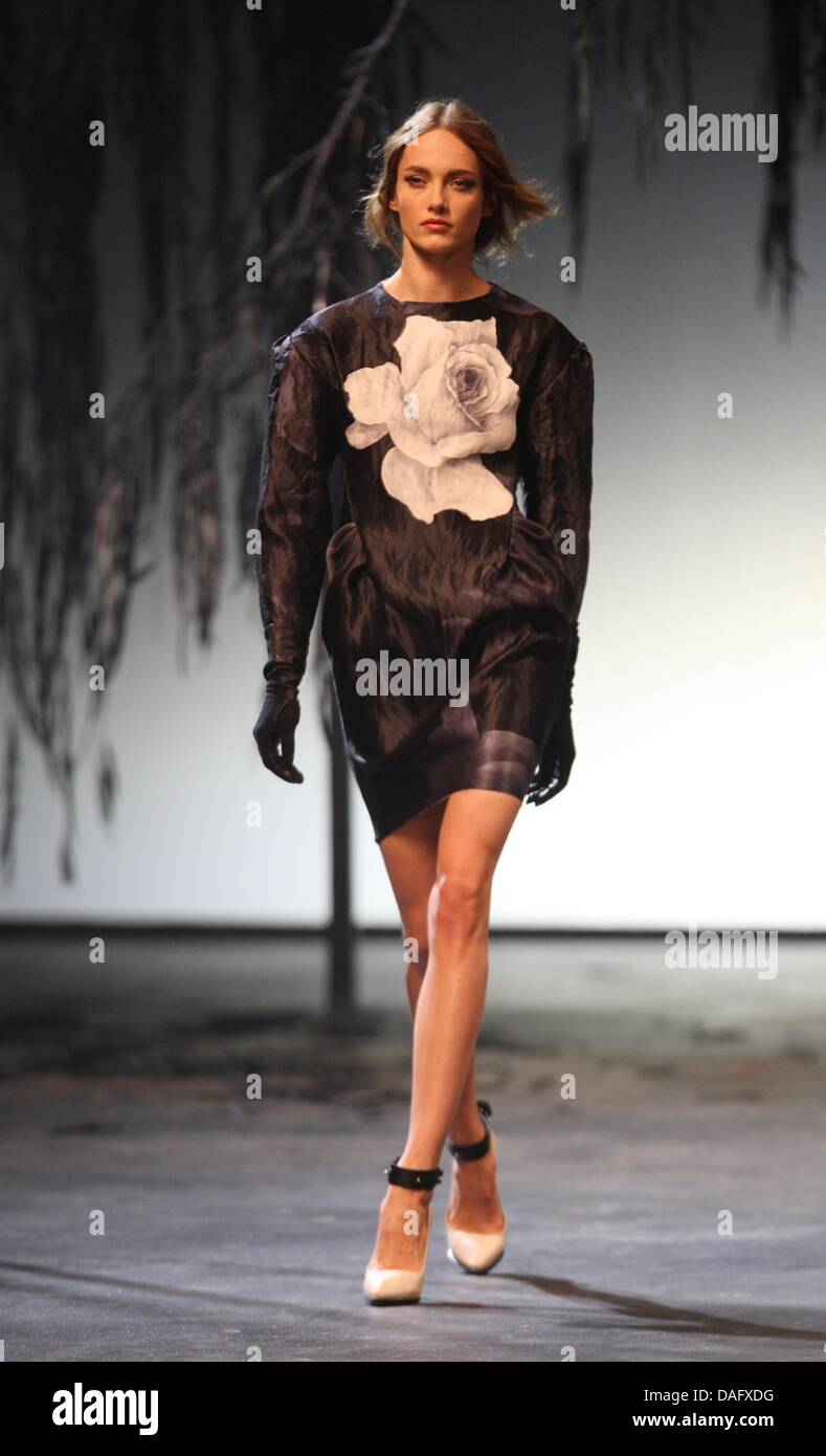 Moroccan-born Israeli fashion designer Alber Elbaz presents his Fall ...