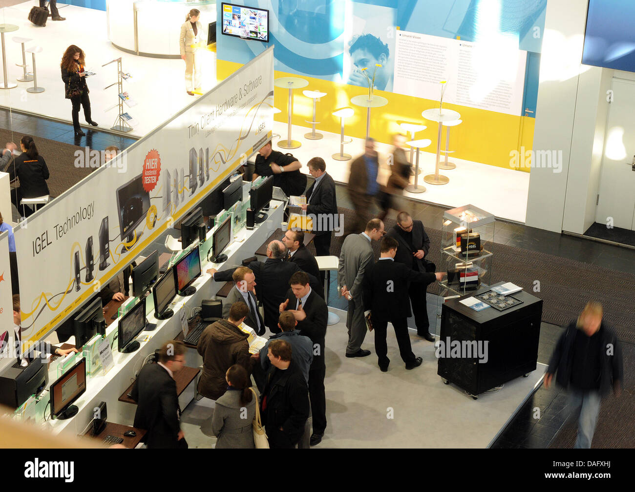 Technology expo hi-res stock photography and images - Alamy