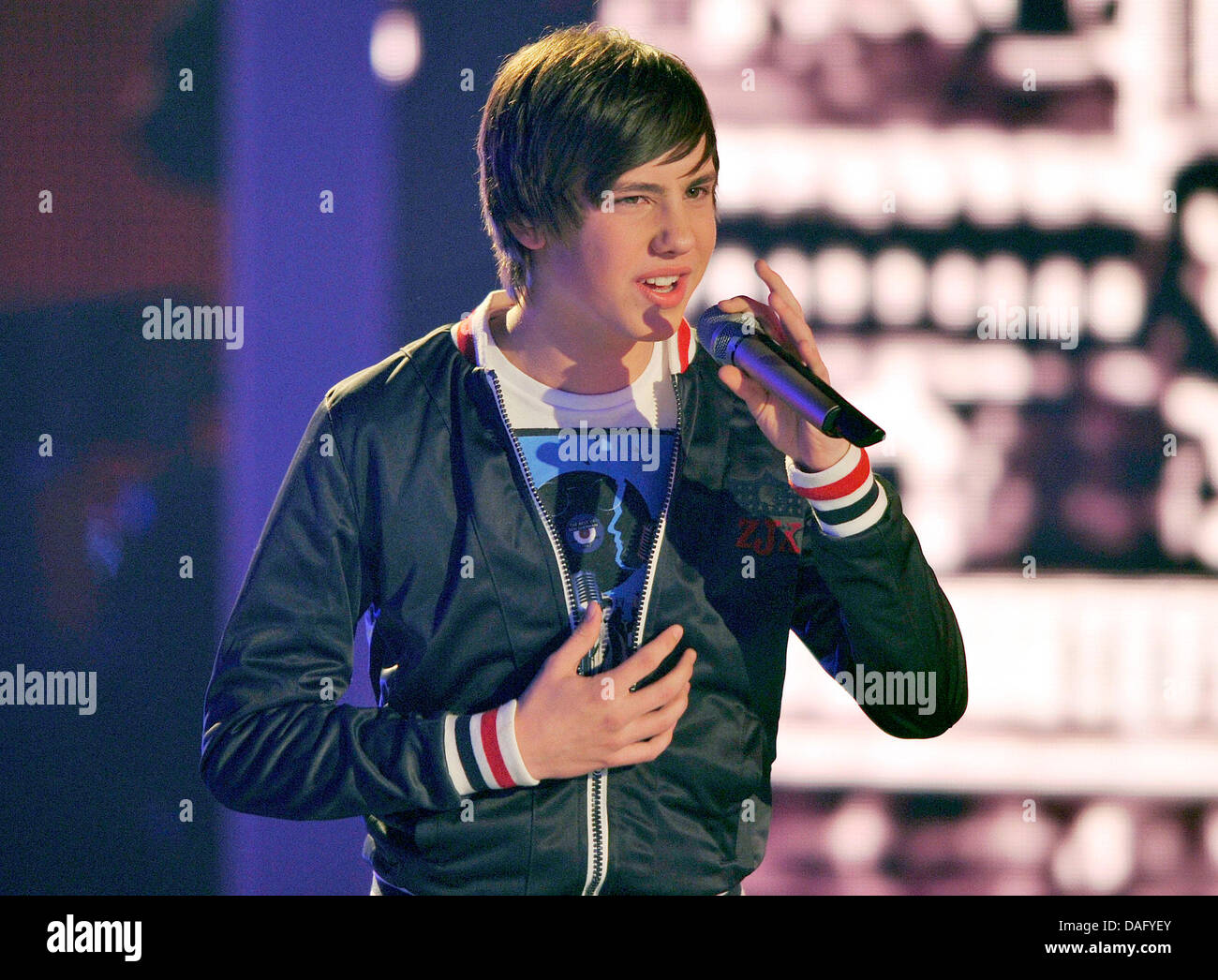 Sebastian Wurth performs during dress rehearsal of motto show 'Apres ...