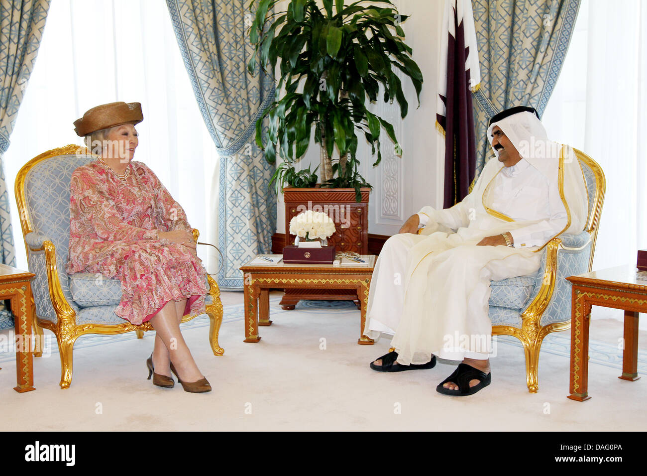Hamad bin khalifa al thani queen hi-res stock photography and images ...