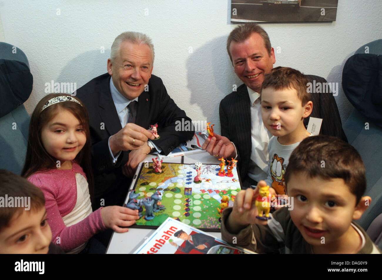 The head of the German Rails, Ruediger Grube (l) and Nuremberg's first ...
