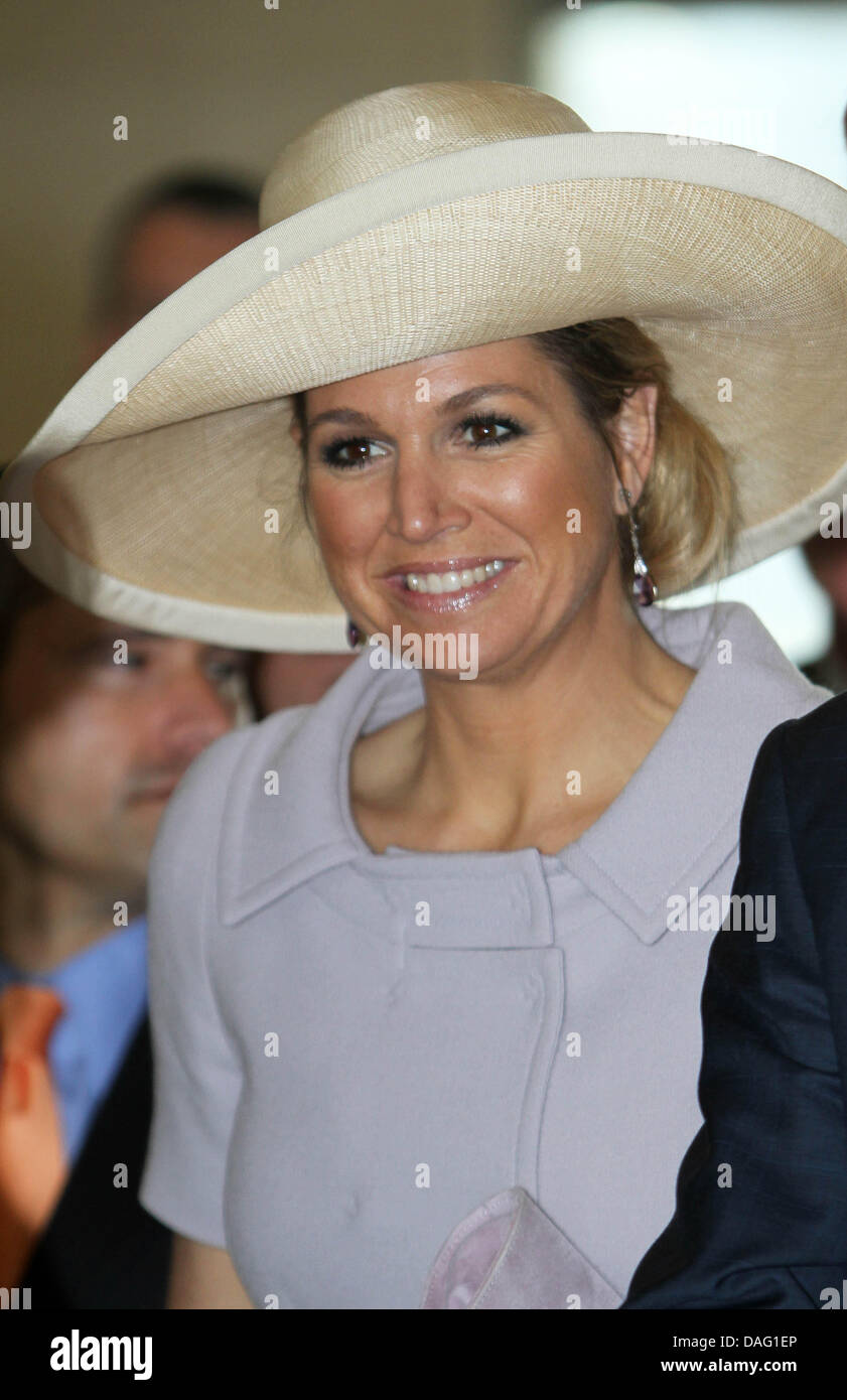 Princess Maxima of The Netherlands arrives for a visit in Doha, Qatar ...