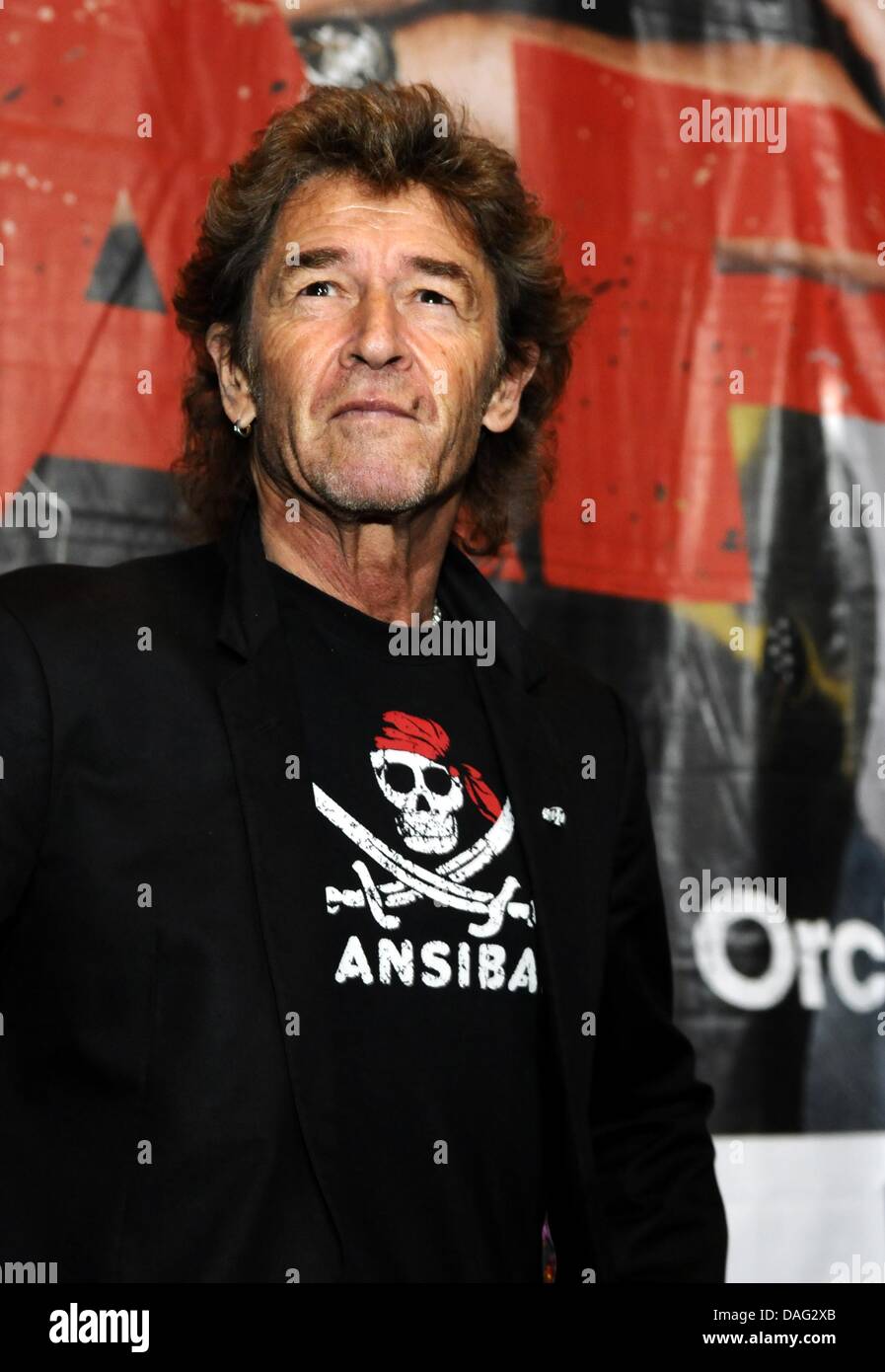 The picture shows the musician Peter Maffay at a press conference in ...