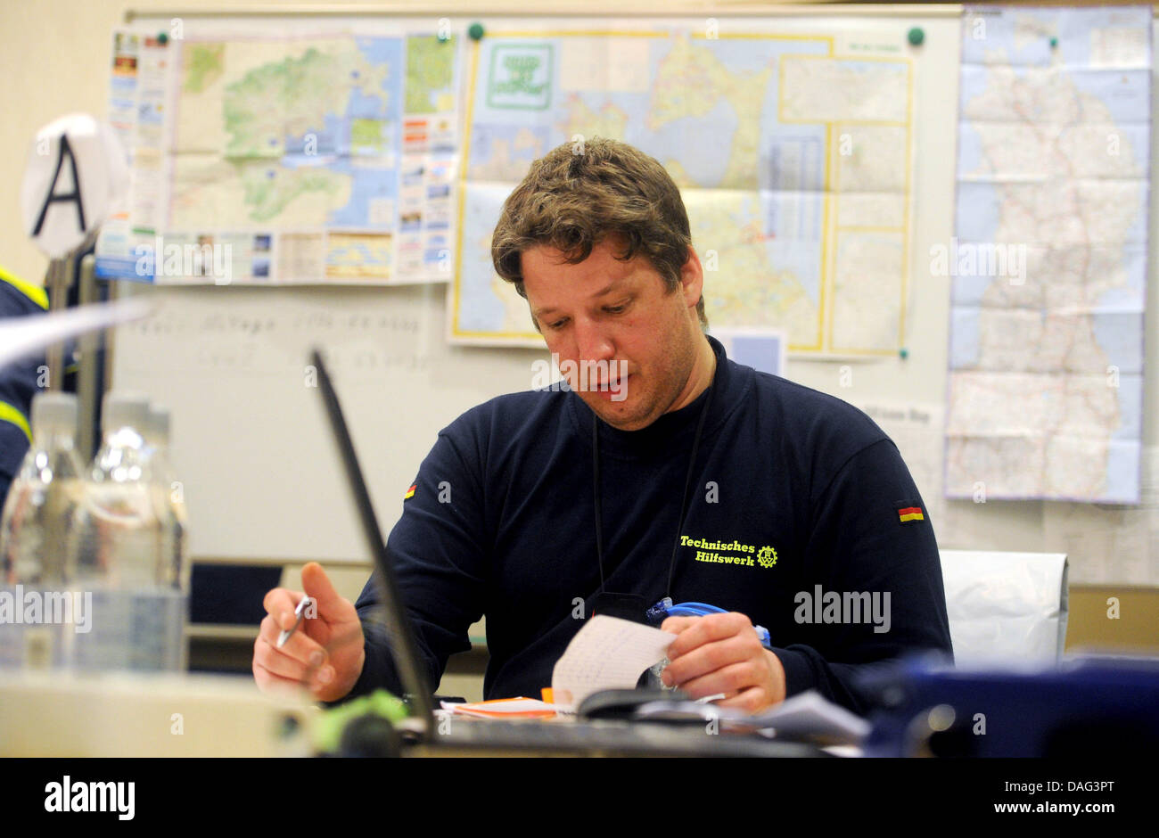 Members of the rescue worker team of the German FEderal Agency for ...