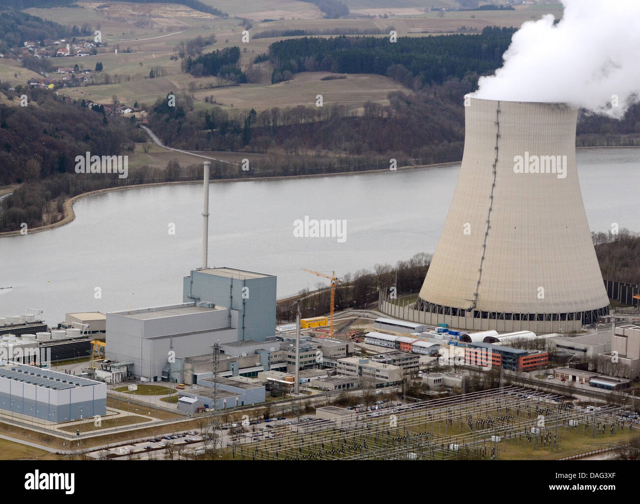 German isar 2 nuclear power plant hi-res stock photography and images ...