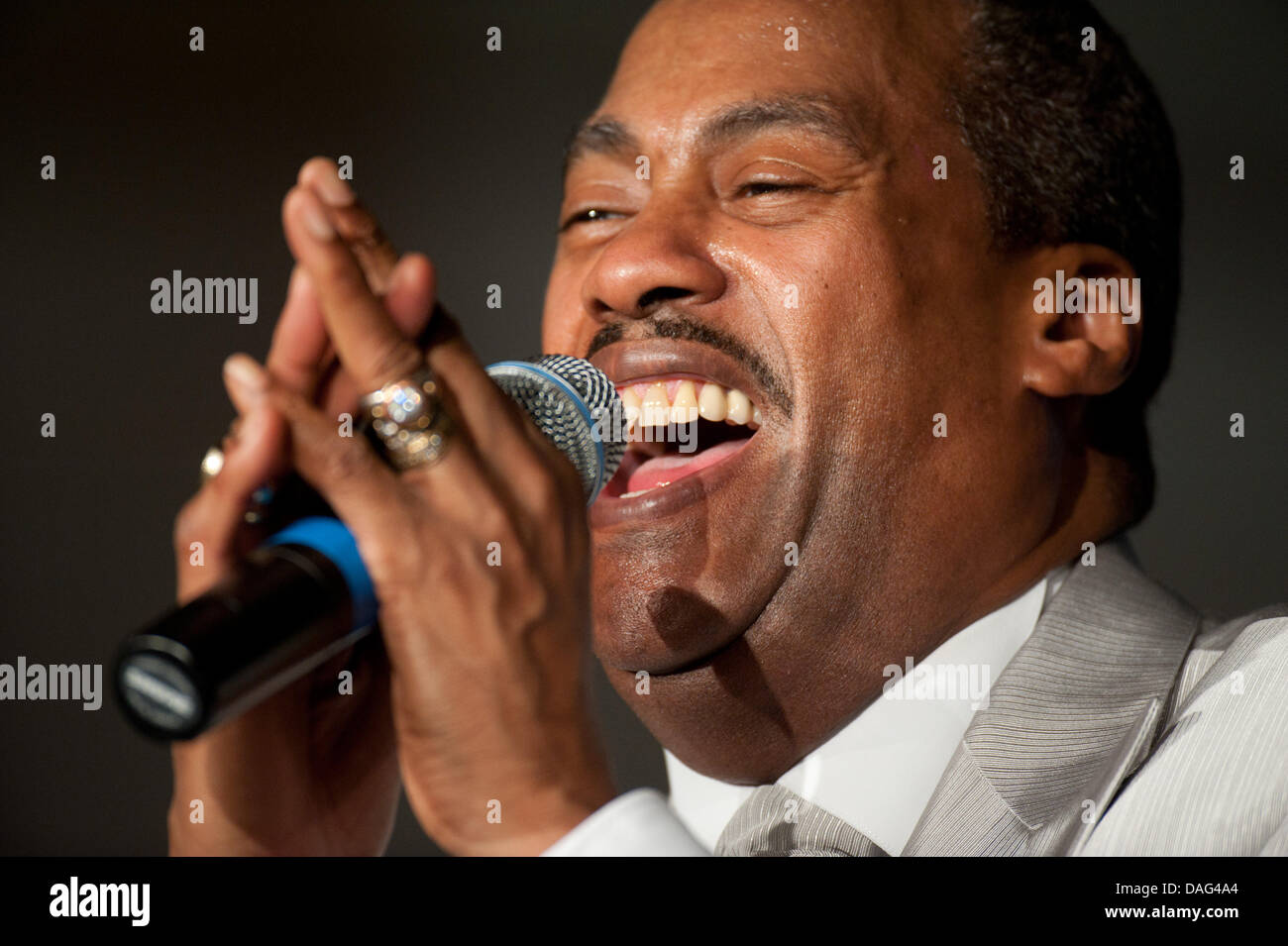 US singer and entertainer Keith Tynes performs in Heringsdorf, Germany ...