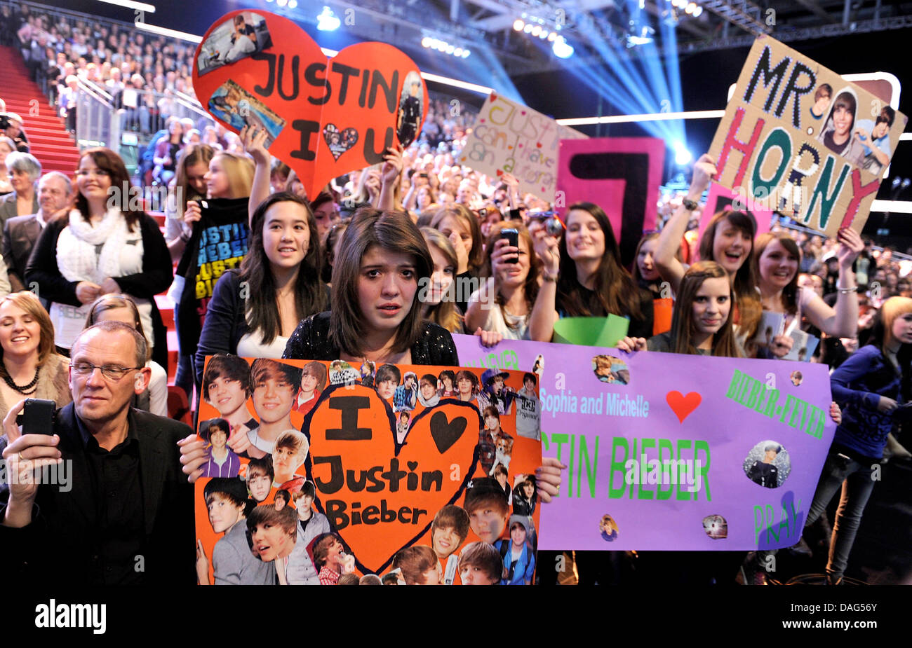 Justin Bieber Fans Crying