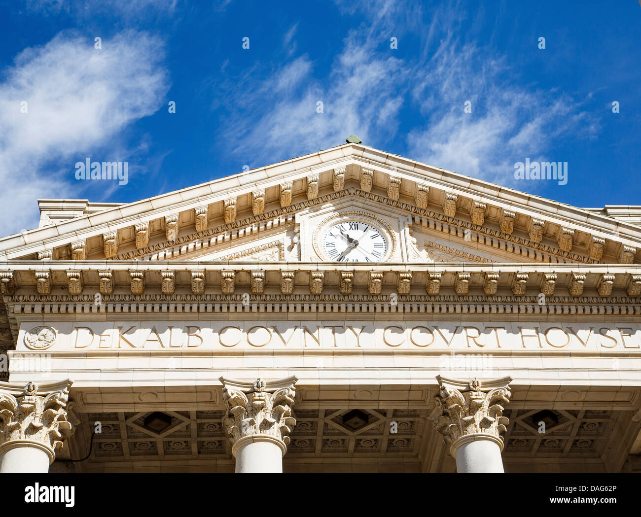 Courthouse clock hi-res stock photography and images - Alamy